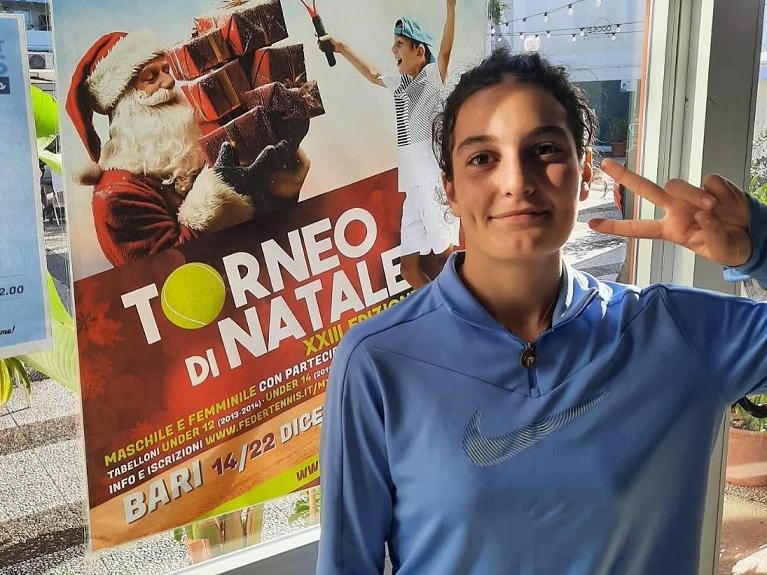 Maletta si fa il regalo di Natale