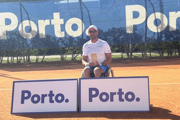 Hegor Di Gioia trionfa a Porto: doppietta nel torneo ITF lusitano